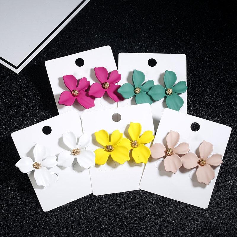 Anting-anting Bunga, Reka Bentuk Kreatif Korea, SS24, Ketibaan - TikTok ...