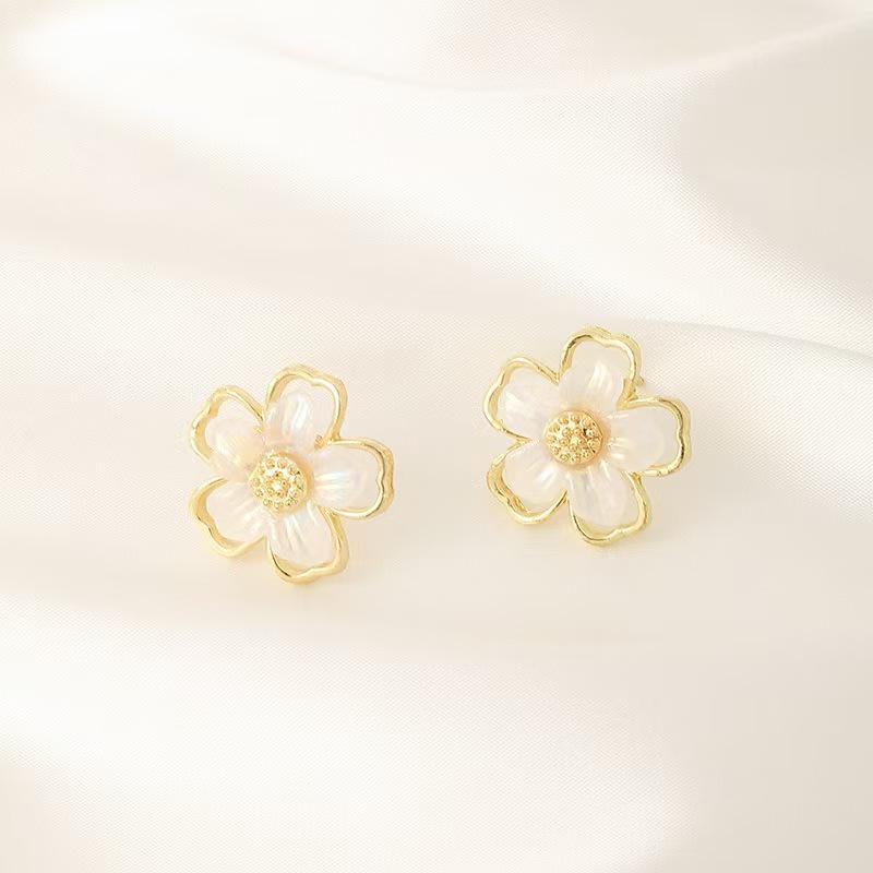 Anting-anting Bunga, Gaya Jepun dan Korea yang Lembut dan Manis ...