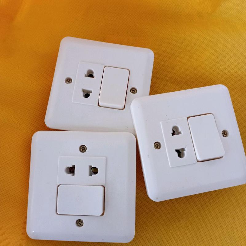 Plug Socket dengan Switch untuk Kebutuhan Hemat Listrik Anda - Shop ...