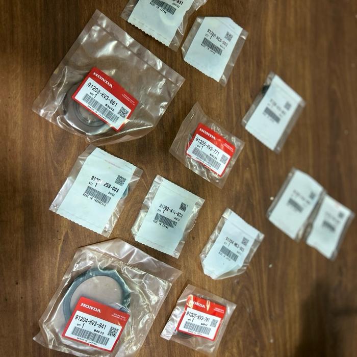 Jual Seal engine set NSR 250 dry / wet clutch - Kota Bogor - Redline ...