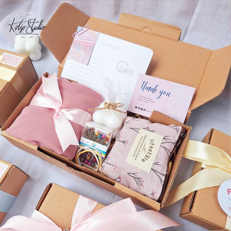 [KITSO] Hampers Korean Gift Box Hijab Tote Bag Aesthetic untuk - Shop | Tokopedia