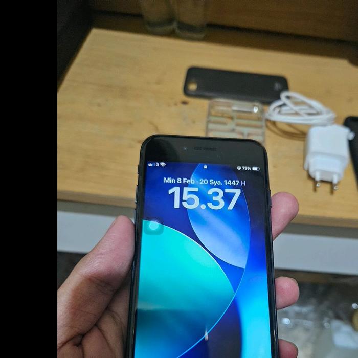 Jual IPHONE SE 3 128 HITAM EX 1B0X - Kab. Indramayu - Aabidelioo ...