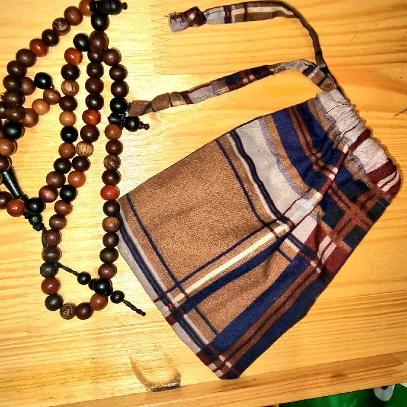 Ejwa Uncang kain Random (letak duit,ic, batu lontar,tasbih) - TikTok ...