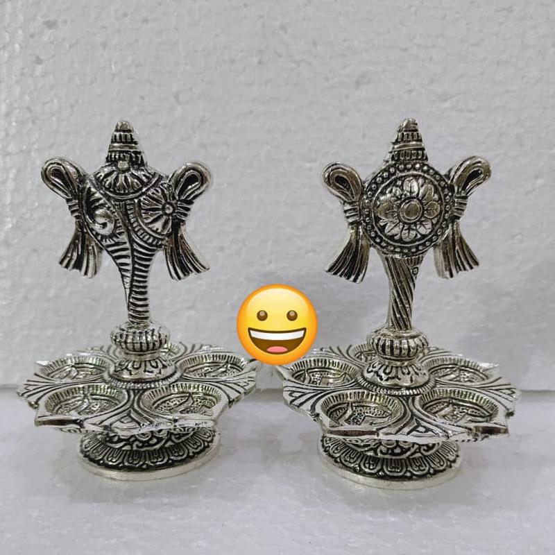 RAEDYSTOCK ANTIQUE GERMAN SILVER SANGU CHAKRA VILAKKU FOR HOME - TikTok ...