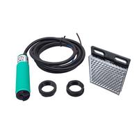 Jual E3F-R2NK Feedback Reflective Photoelectric Switch NPN PNP DC5-36V ...