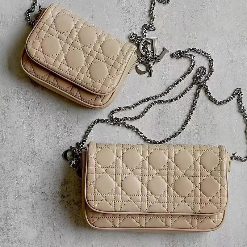 Diamond Quilted Flap Wallet On Chain [Lambskin] - TikTok Shop Singapore