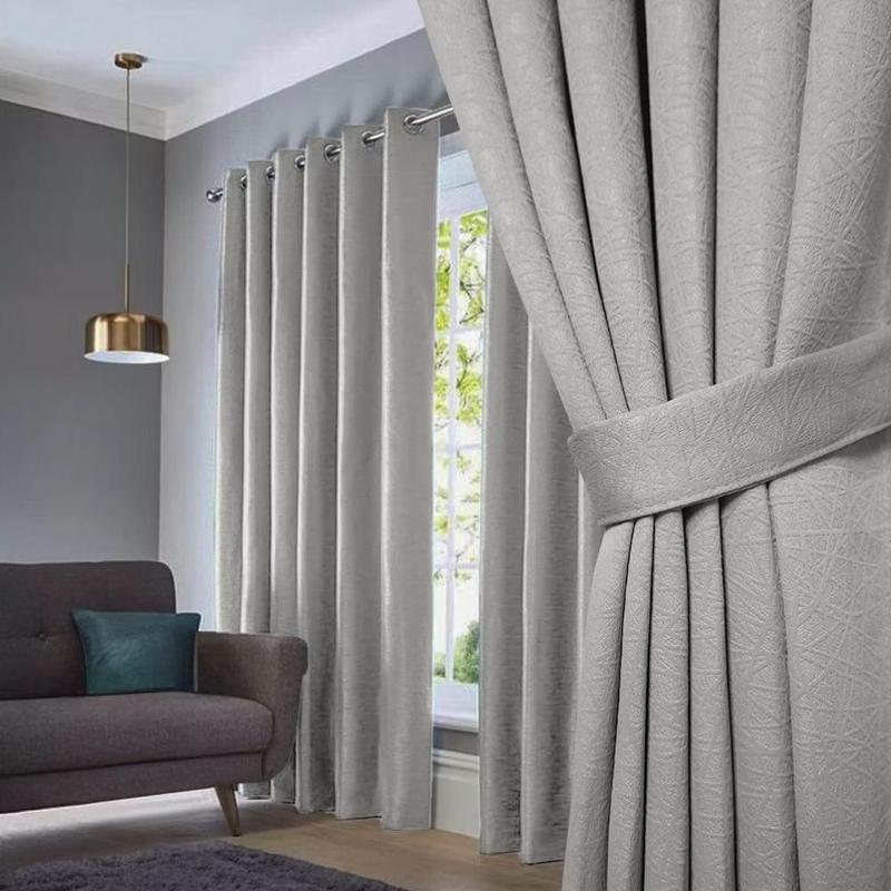 Gorden Jendela Blackout Warna Abu Muda 6 Gelombang Tinggi 2 Meter ...