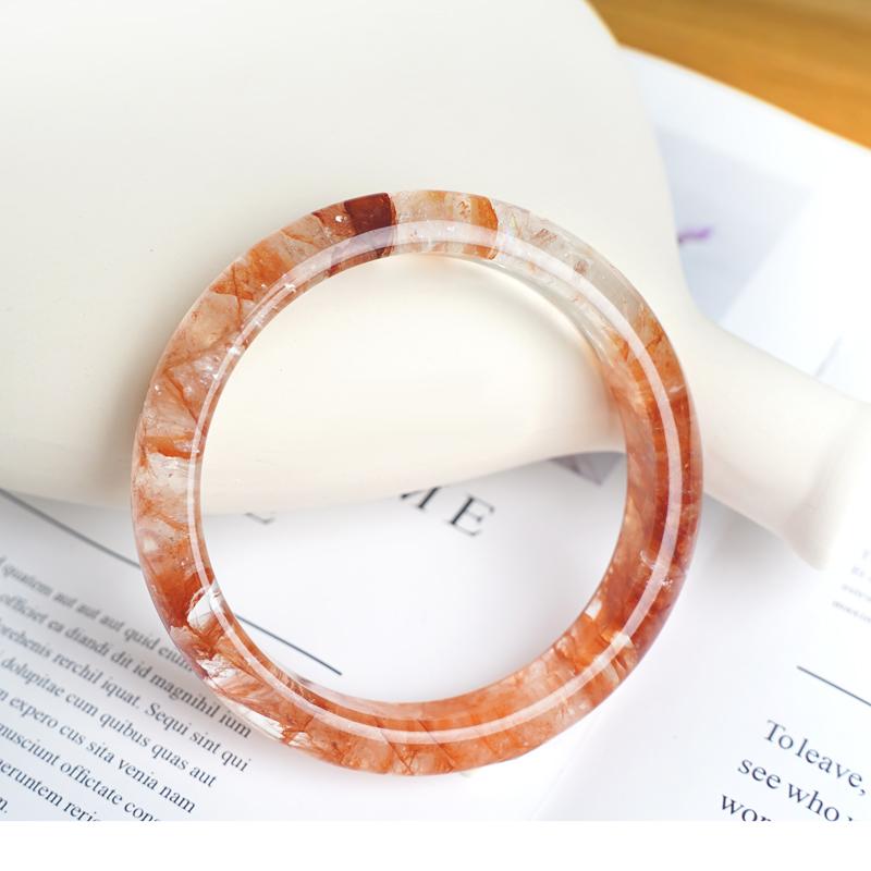Gelang Tangan Kristal Bunga Getah Merah, Bahan Alamiah - TikTok Shop ...