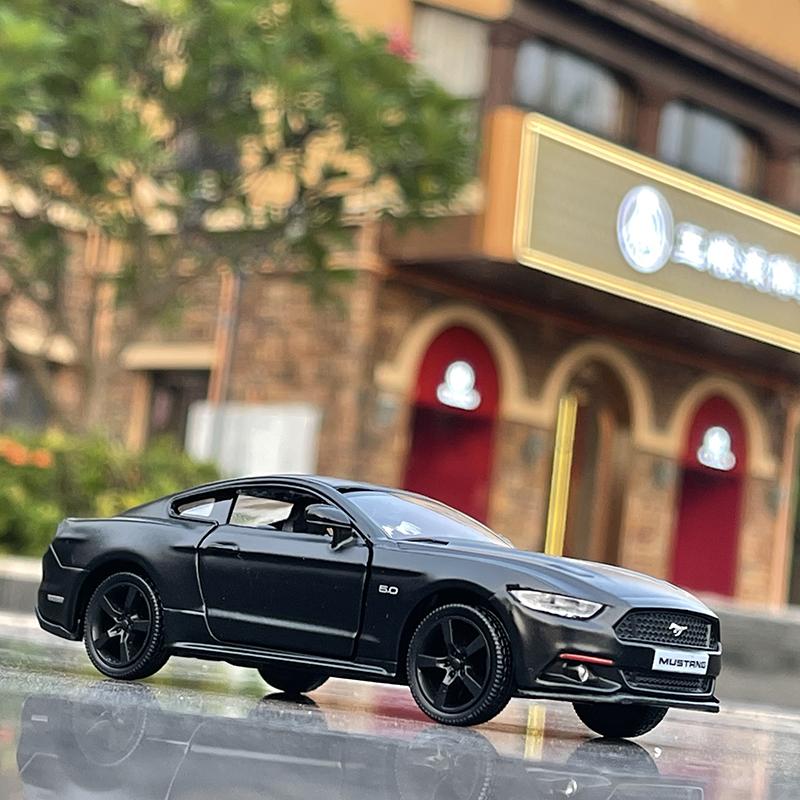 【PIA TOYS】Hot-selling alloy sports car simulation model 1:36 - TikTok ...