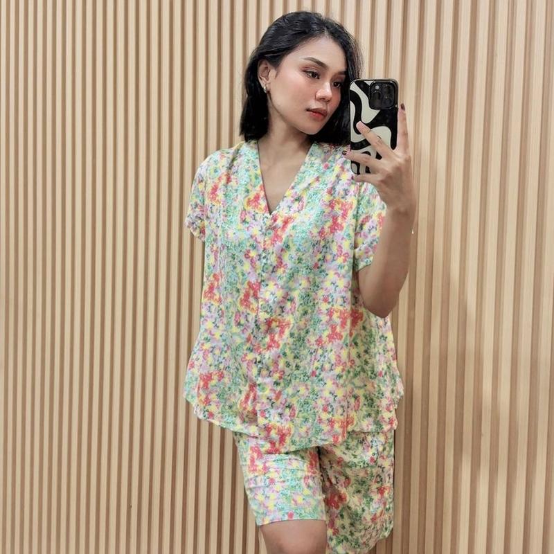 ALINA Piyama One Set Pendek Sleepwear Pajamas Wanita Kekinia - Shop ...