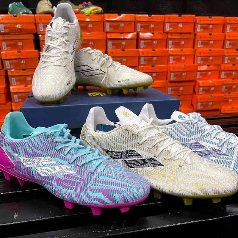 Kasut Bola Sepak Original Mills Xyclops Kaldera / Superman / - TikTok ...