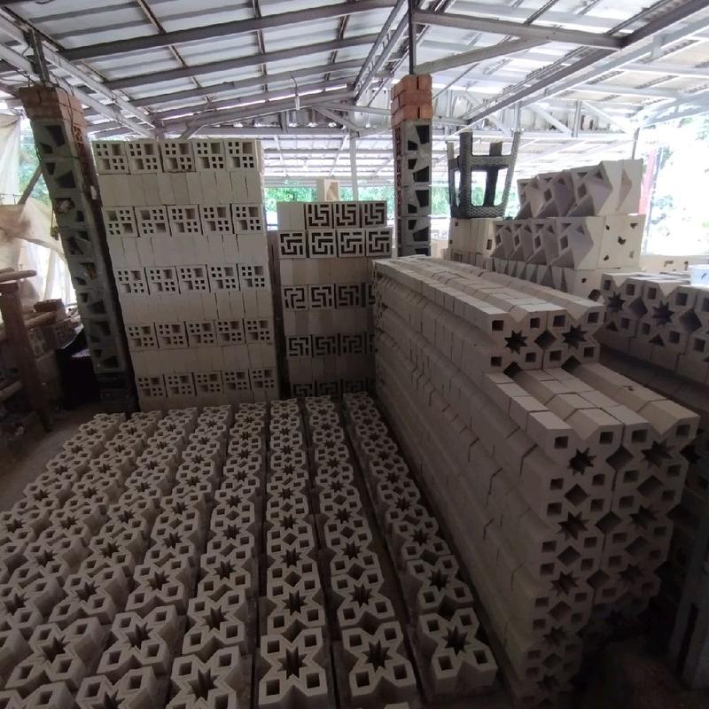 Roster Beton Minimalis ukuran 20x20x10 cm - Pilihan Desain M.1 hingga M ...