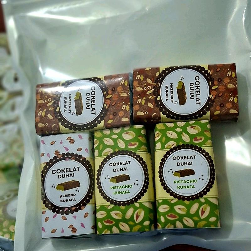 5 Pcs Cokelat Dubai versi lokal (Cokelat Duhai) berat cokelat 17 gram ...
