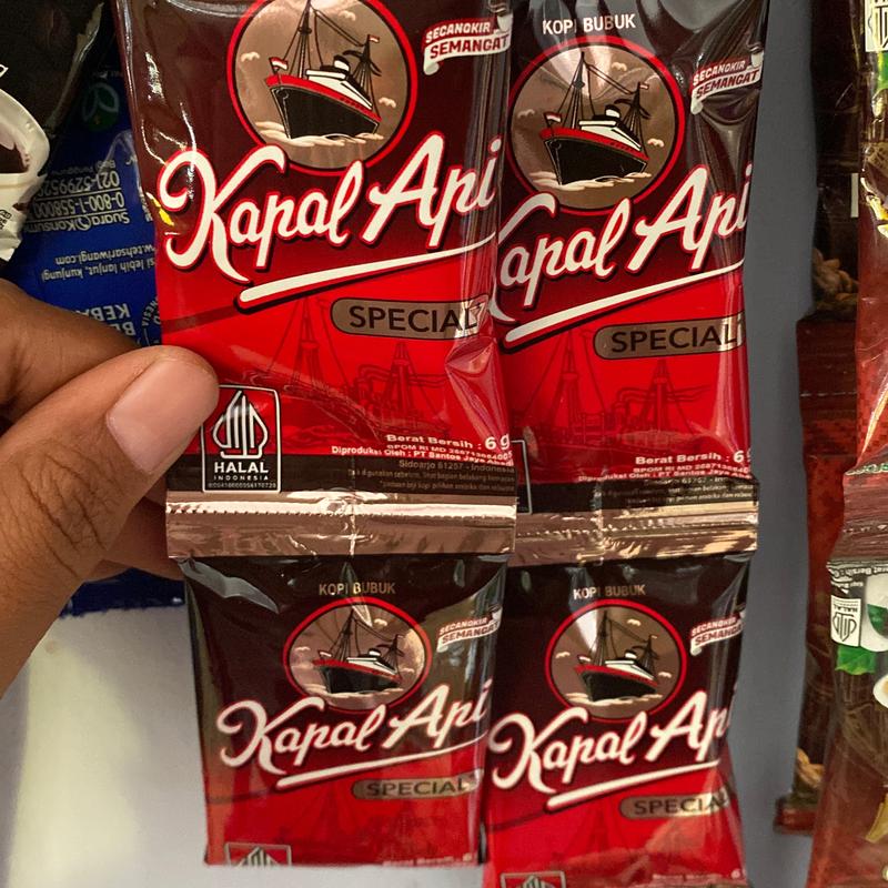 KOPI KAPAL API RENTENGAN SACHET (2.500/2pcs) (1 renteng 10pcs) - Shop ...