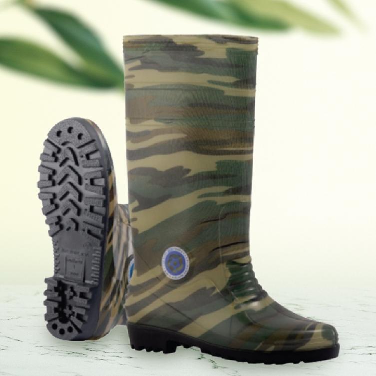 KORAKOH RUBBER BOOT QUALITY Rubber Rain Boots Kasut Air Geta - TikTok ...