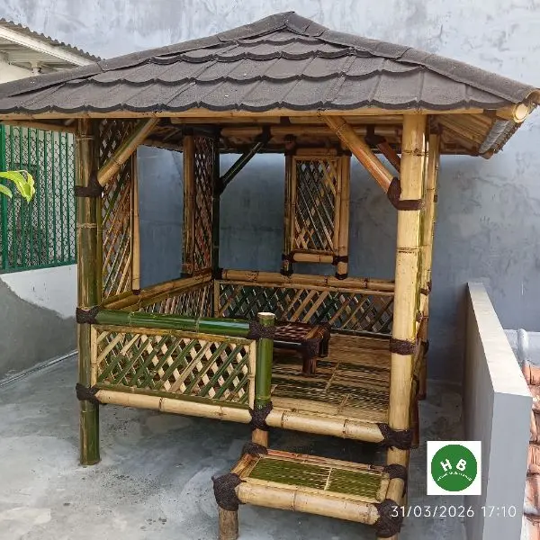 gazebo bambu,saung bambu gazebo dengan anyaman dinding bambu belah ...