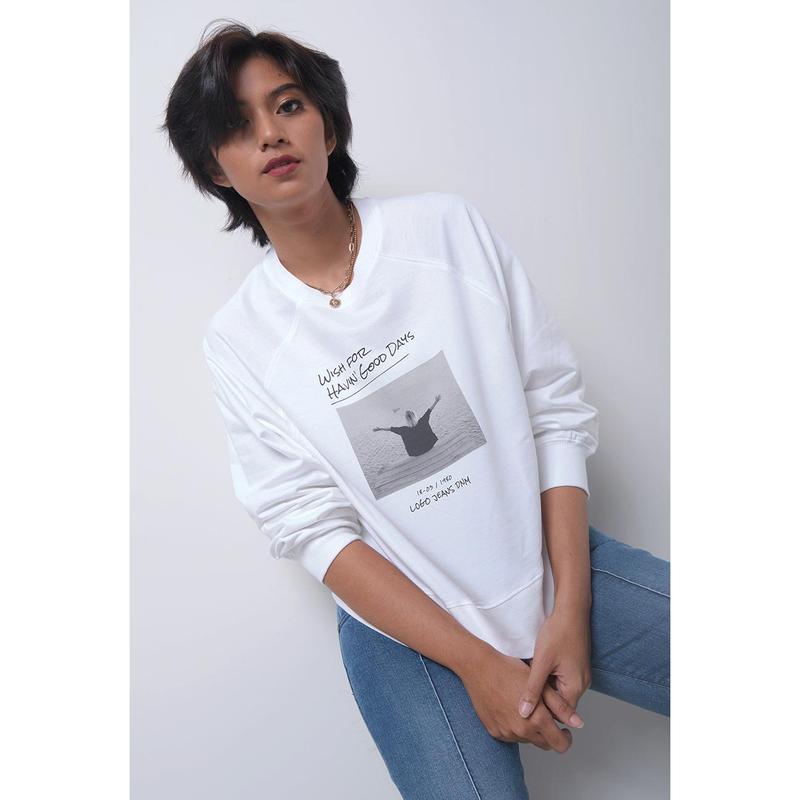 Logo Jeans Sweater Wanita Oversized Orly Offwhite 34435L1OW - Shop ...