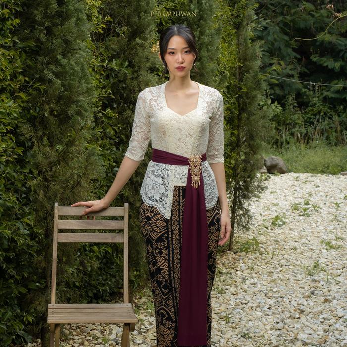 Promo PEREMPUWAN | Kebaya Bali Balika Kutu Baru Brokat Wisuda Kondangan ...