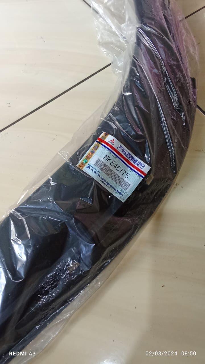 LIST FENDER / SPAKBOR /SLEBOR PINTU CANTER PS110 PS125 ORIGINAL ...