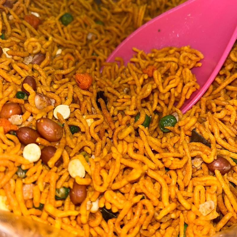 Muruku mix halus terus dari kilang Food Snacks - TikTok Shop Malaysia