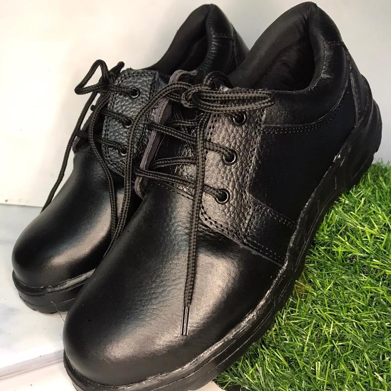 Sepatu safety pendek ujung besi - Shop | Tokopedia
