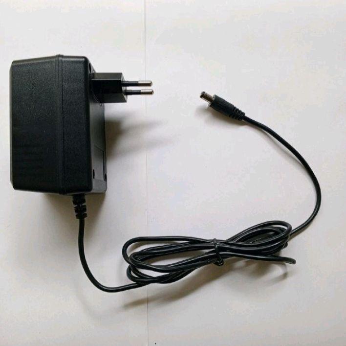 KORG Adaptor untuk Efek Gitar KORG 9V DC 600mA Model TR9VDC Input ...