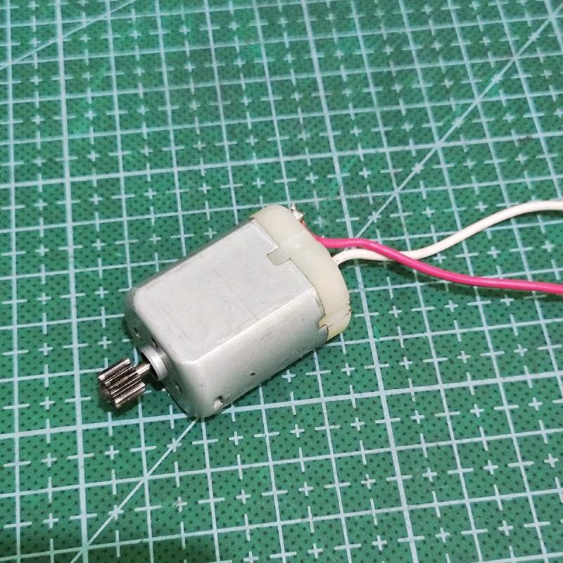 12VDC MOTOR DINAMO NINI HIGH POWER GENERATOR LED HIGH SPEED PORSI ...