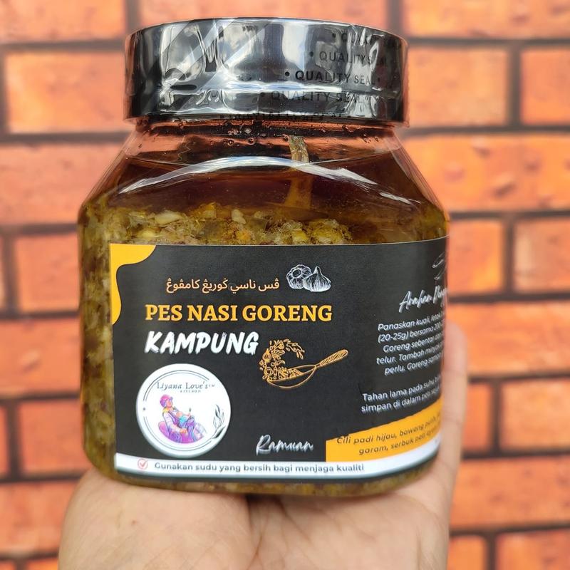 Pes Nasi Goreng Kampung (Ikan Bilis) 300g Muslim 100% Halal Liyana Love ...