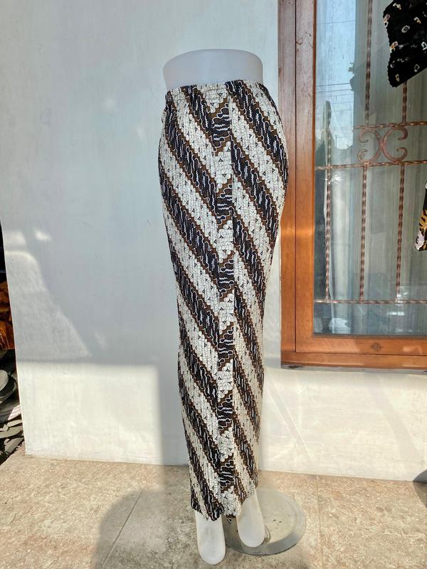 Rok Plisket Batik Wiru/Wiron Motif Parang Shinta untuk kondangan ...