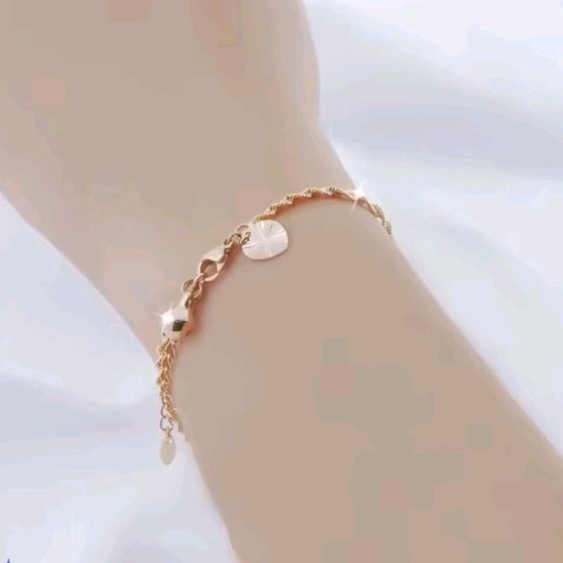 Gelang Tangan Wanita Titanium Gold Melintir Anti Karat - Model - Shop ...