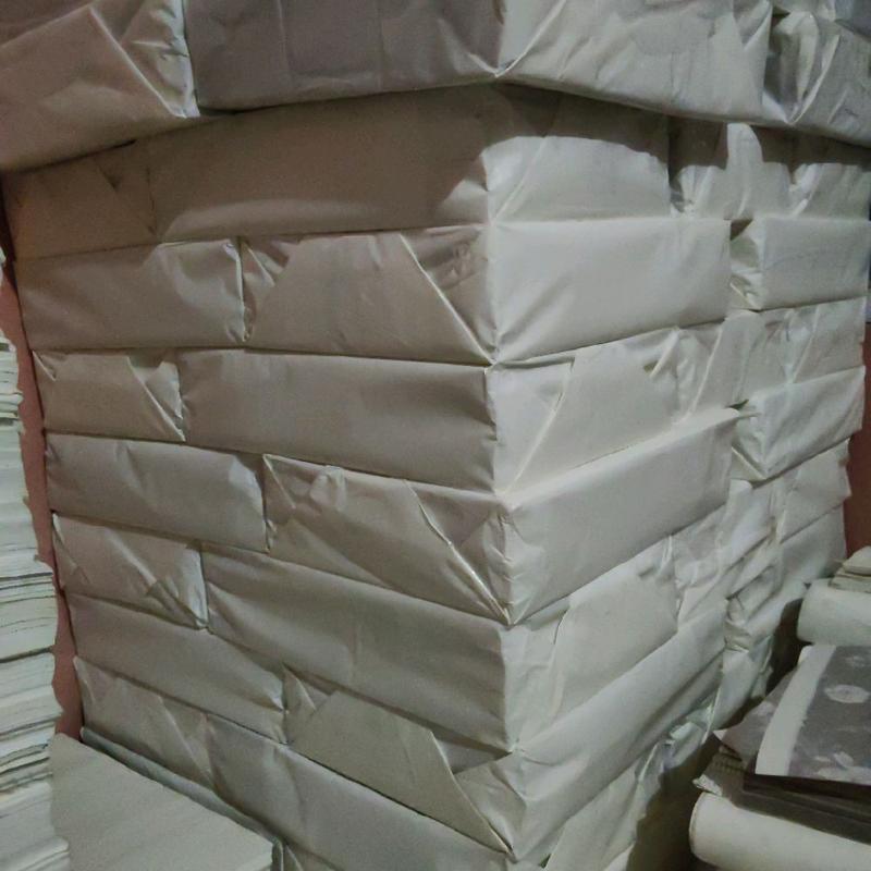 kertas pelapis bungkus nasi Padang ukuran 32x43 gsm 30 harga / bal isi ...