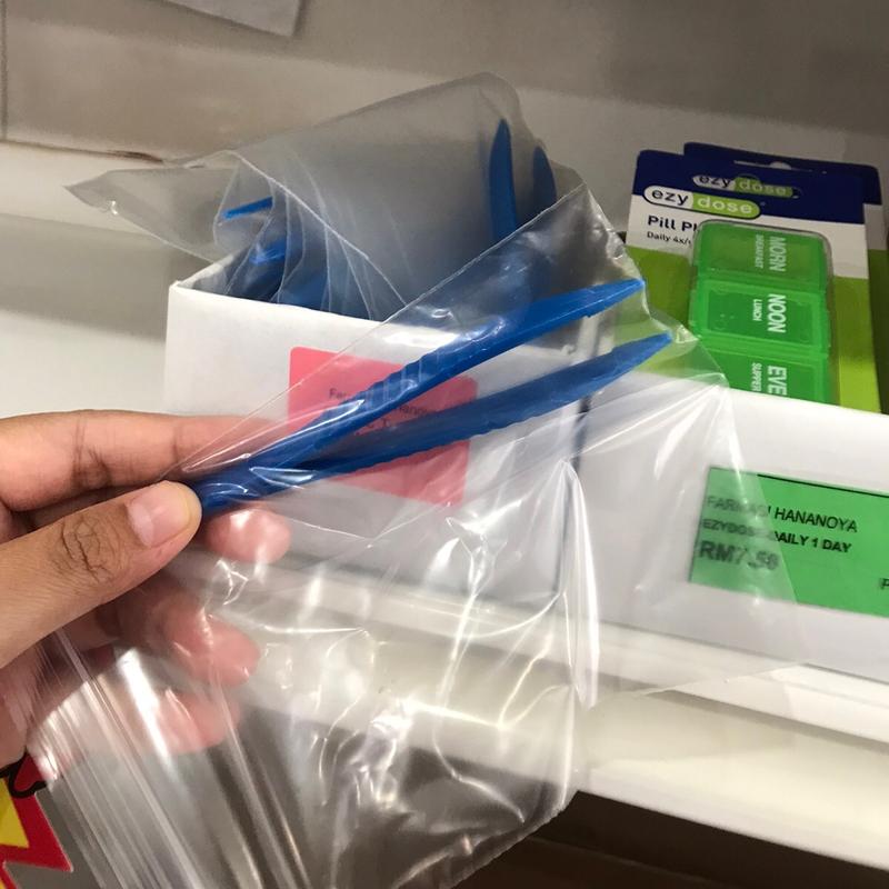 Plastick Tweezer for medical and first aid box - TikTok Shop Malaysia