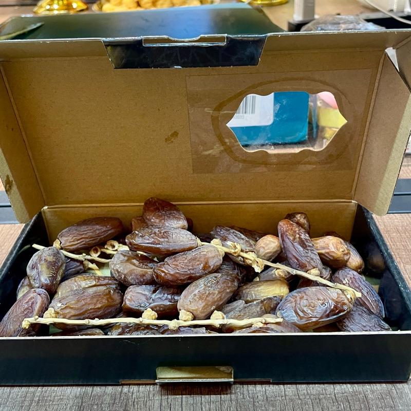 Kurma Tangkai Deglet Nour Organic Natural Snacks Buah Kerin - TikTok ...