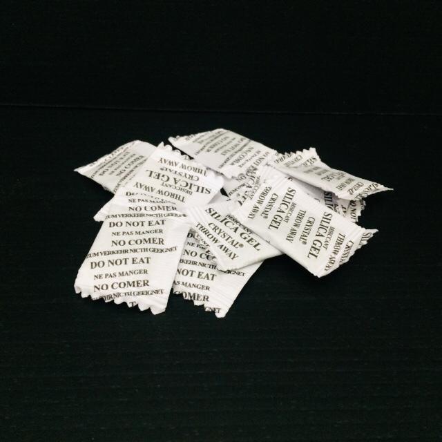 SILICA GEL food grade isi 100pcs NATURAL PENGAWET SEPATU TAS PAKAIAN ...