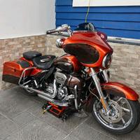 Jual Harley-Davidson Street Glide CVO 2012 Preloved Motorbike full ...