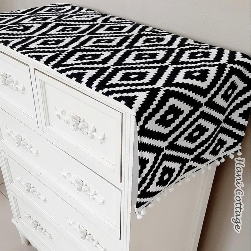 Table Runner/Alas meja /Lappljung Ruta Pattern - TikTok Shop Malaysia