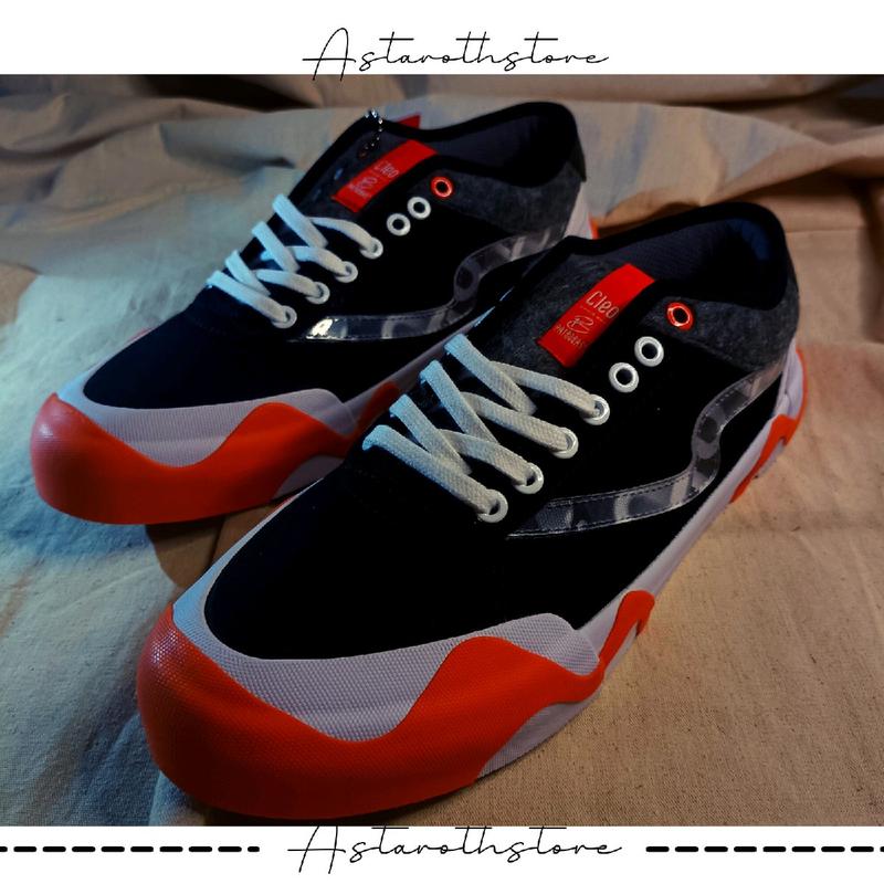 Patrobas X Cleo Black low sneakers - Shop | Tokopedia