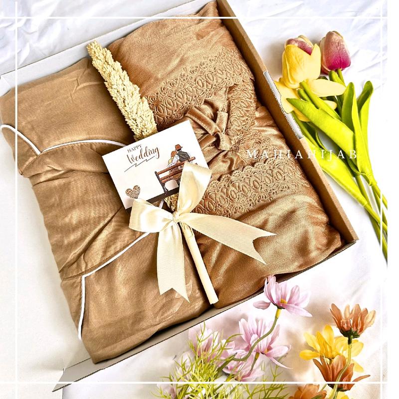 Hampers Wedding Set Piyama + Lingerie Wanita / Kado pernikahan, - Shop ...