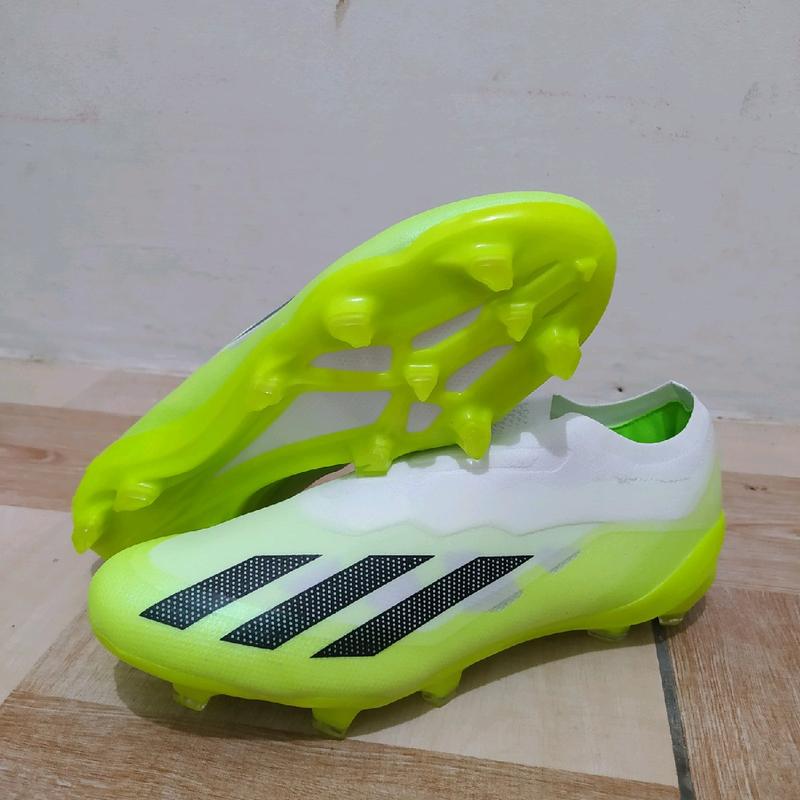 Sepatu Bola crazyfast 1 .white green tanpa tali - Shop | Tokopedia