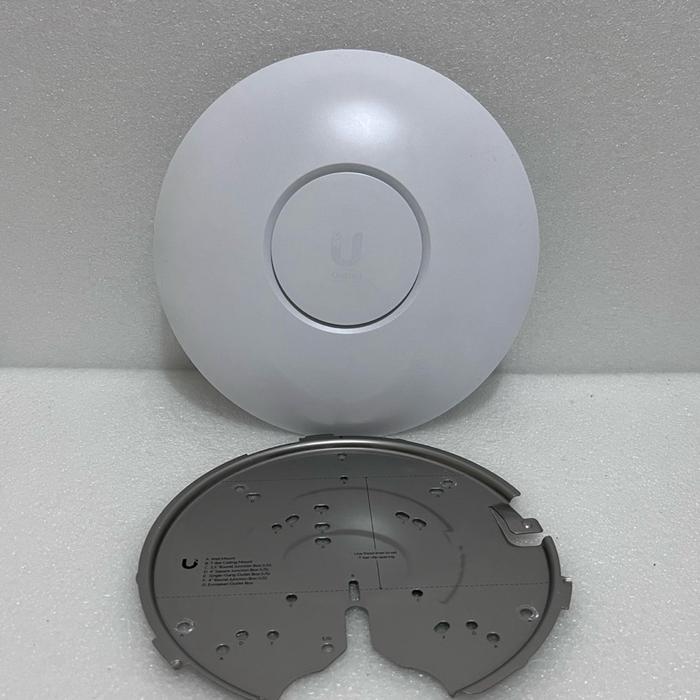 Jual Ubiquiti Unifi U6-Pro Access Point Wifi 6 Unifi AP U6 Professional ...