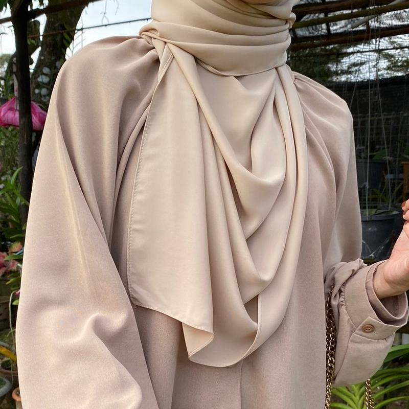 CHIFFON SILK LUXE SHAWL - QILAH.CO Kerudung Tudung ผ้าคลุมหั - TikTok ...