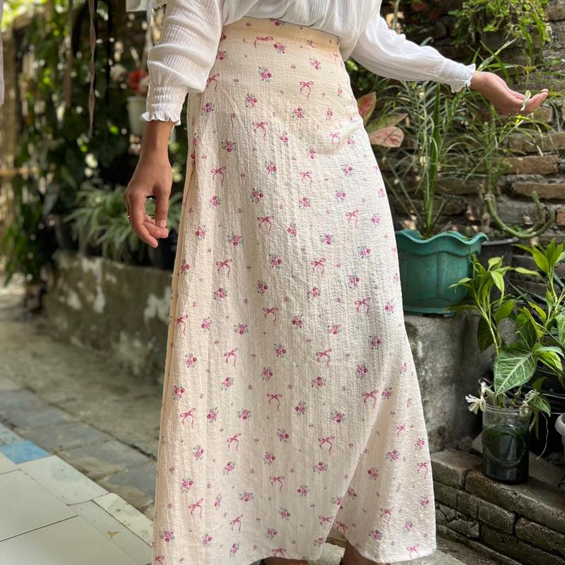 Floral Skirt ( Puring ) | Rok Wanita Highweist Dengan Furing Motif ...