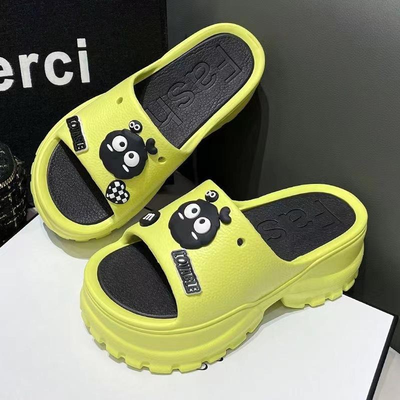 Kasut Sandal Wanita, 2024 Ketibaan Baru, Tapak Tebal, Selipa - TikTok ...
