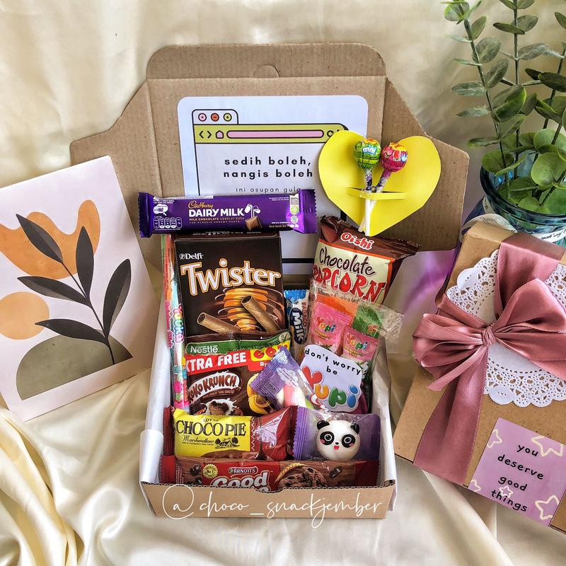 snacks gift box Hadiah Ulang Tahun Wisuda Anniversary Valentine - Shop ...
