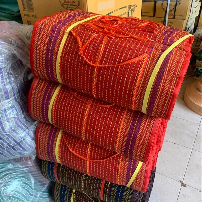 TIKAR PICNIC Tikar Plastik Thailand Tikar Berkelah 3Lipat - TikTok Shop ...