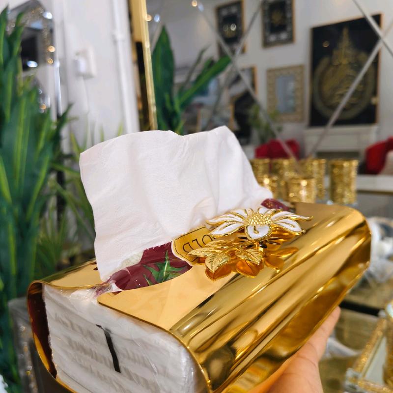EXCLUSIVE SET CLASSIC TISSUE HOLDER PETAK - TikTok Shop Malaysia
