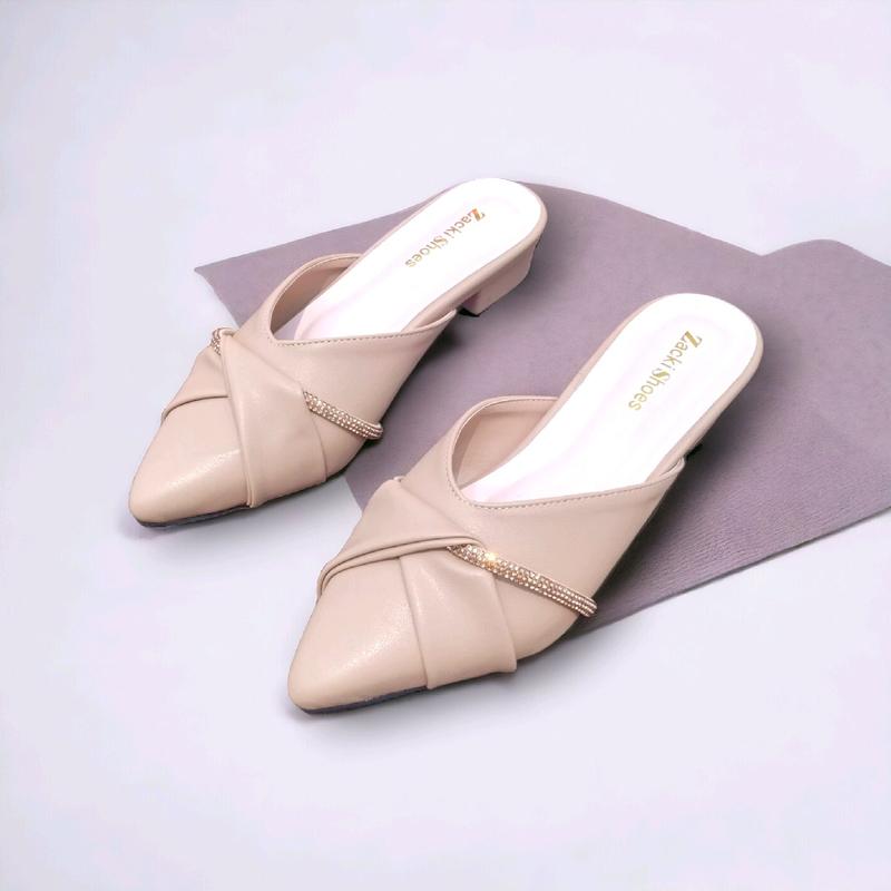 Sandal Hak Tahu Bapau Wanita Ukuran Besar 37/42 Baru High Heels - Shop ...