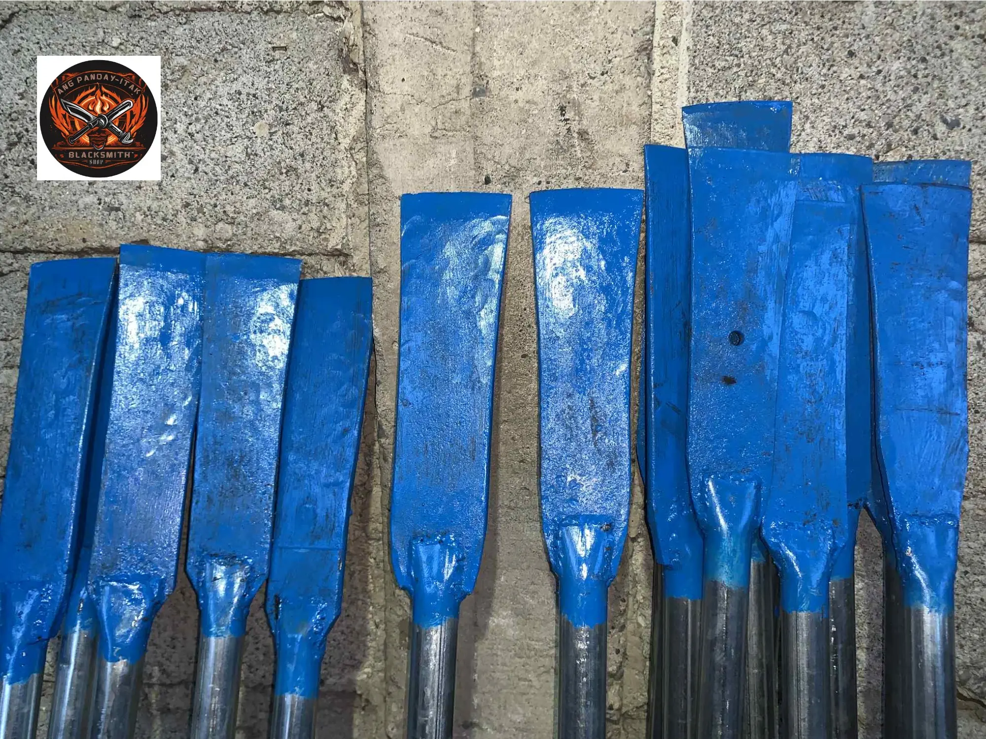 Digging Bar/ Bareta for Garden and Farm use only - TikTok Shop Philippines