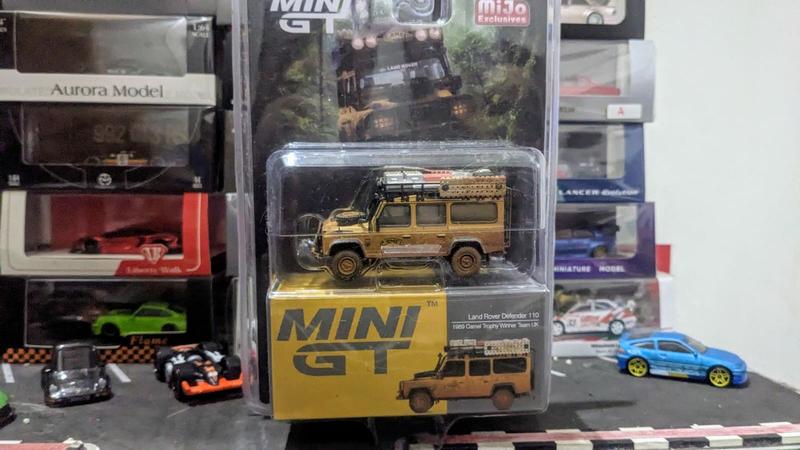 Diecast Mini gt Land rover defender 110 camel trophy winner dirty 221 ...