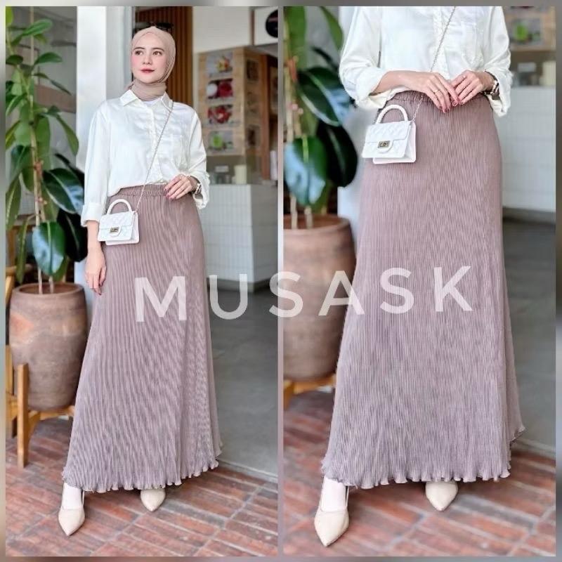 ROK PLISKET PAYUNG LIDI / ROK PLISKET PAYUNG LIDI WAVY / ROK - Shop ...